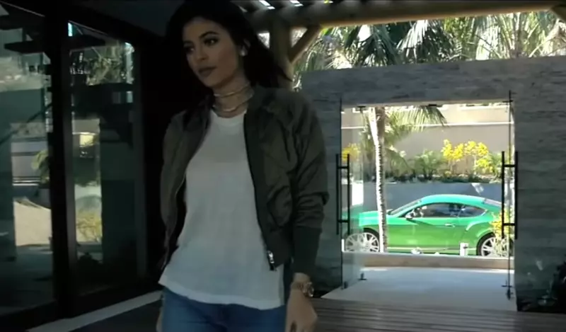 kylie-jenner bị kích thích