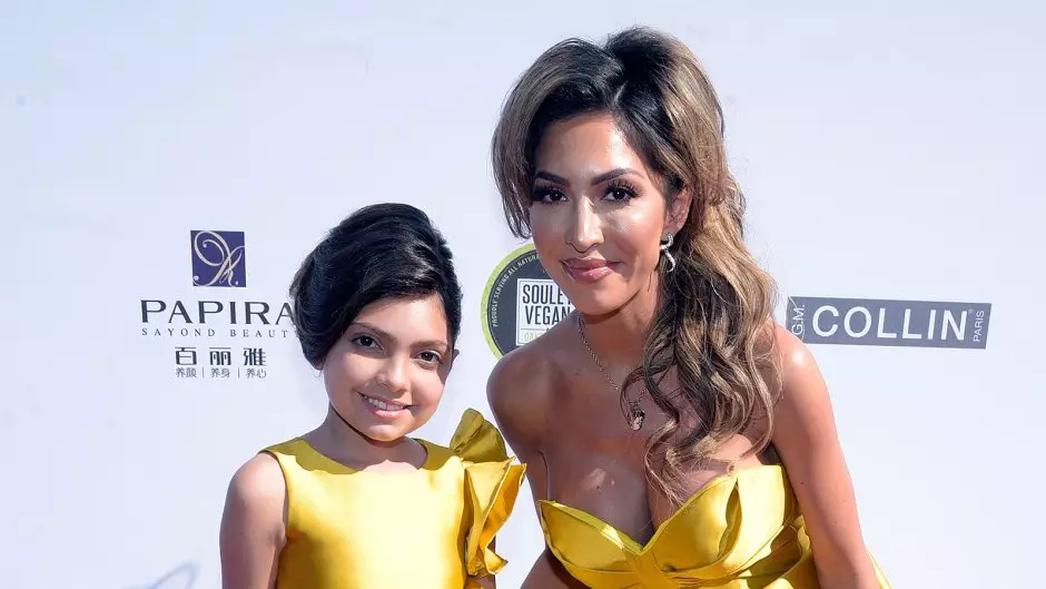 Farrah Abraham nwere mgbawa mgbe ada Sophia chefuru ka ọ siri rụọ ọrụ