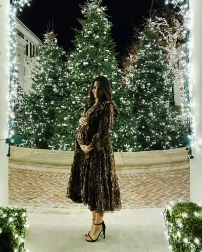 Jenna Dewan Baby Bump תמונות ערב חג המולד הסבר