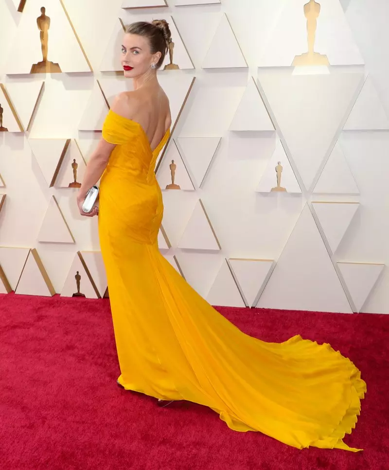 ¡Luces, cámara, moda! Vea fotos de lo que sus celebridades favoritas usaron para los Oscar 2022