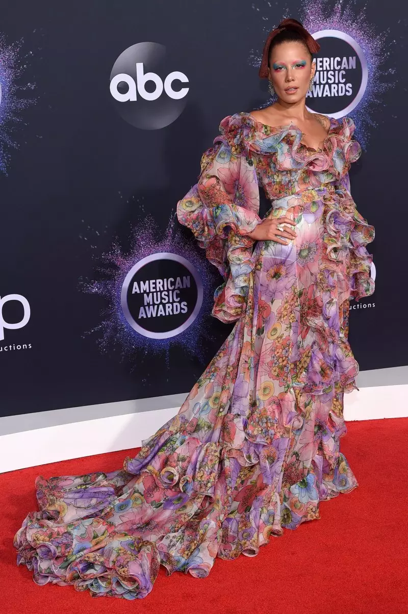 Halsey Best Dressed Celebs 2019 AMAs