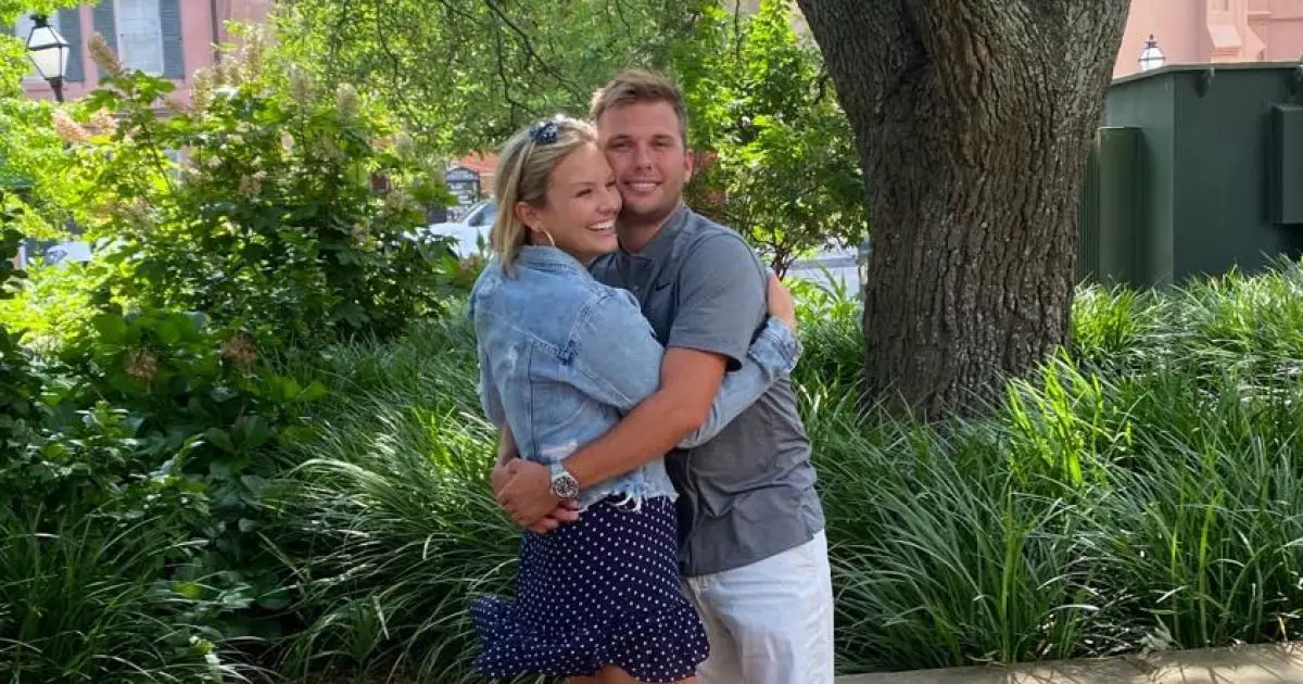 Paano Nakilala ni Chase Chrisley ang Bagong Girlfriend na si Emmy Medders?