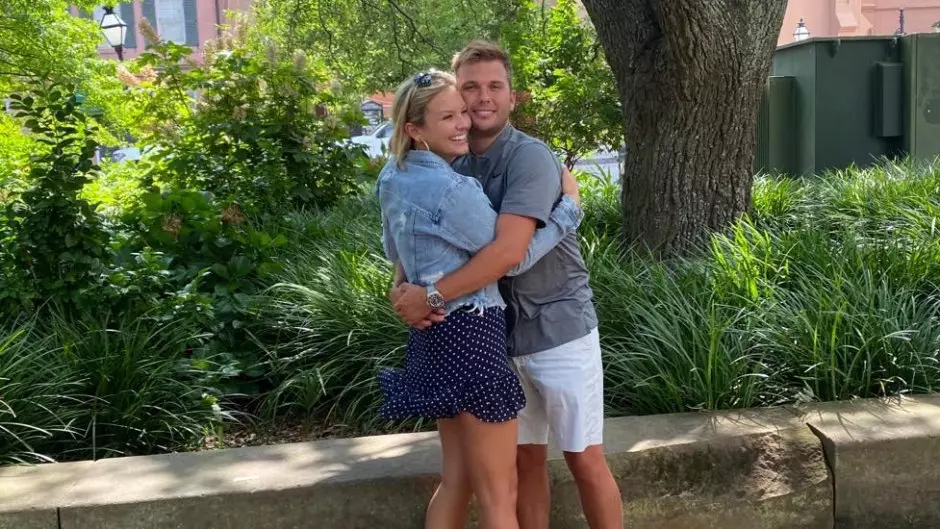 Habulin si Chrisley Bagong Girlfriend na si Emily Medders