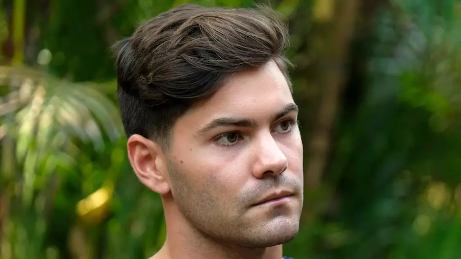 O ex-aluno do Bachelor Nation Dylan Barbour dá sombra à produção em Tell-All Rant