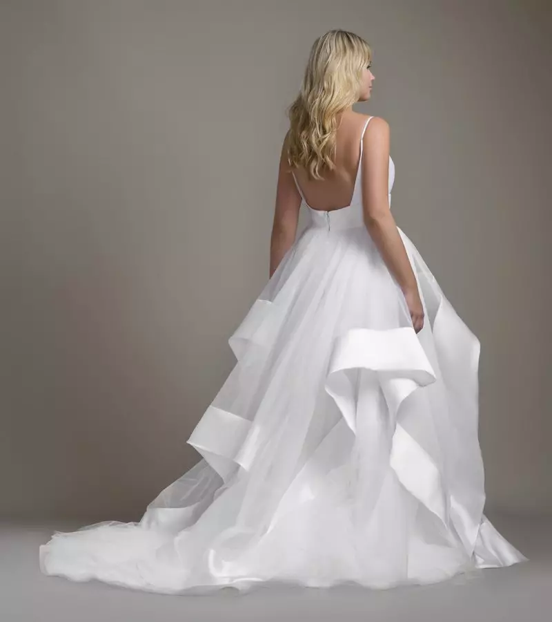 Hayley Paige आकार समावेशी विवाह पोशाक