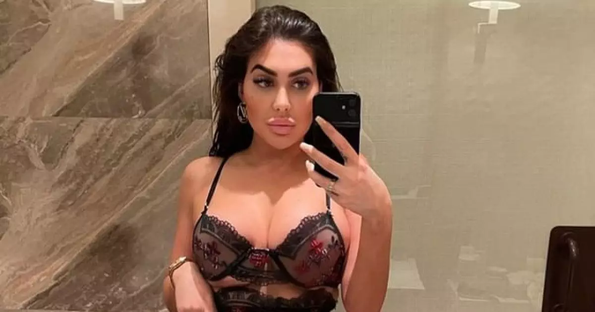 Chloe Ferry از Geordie Shore متهم به شکست فتوشاپ شد