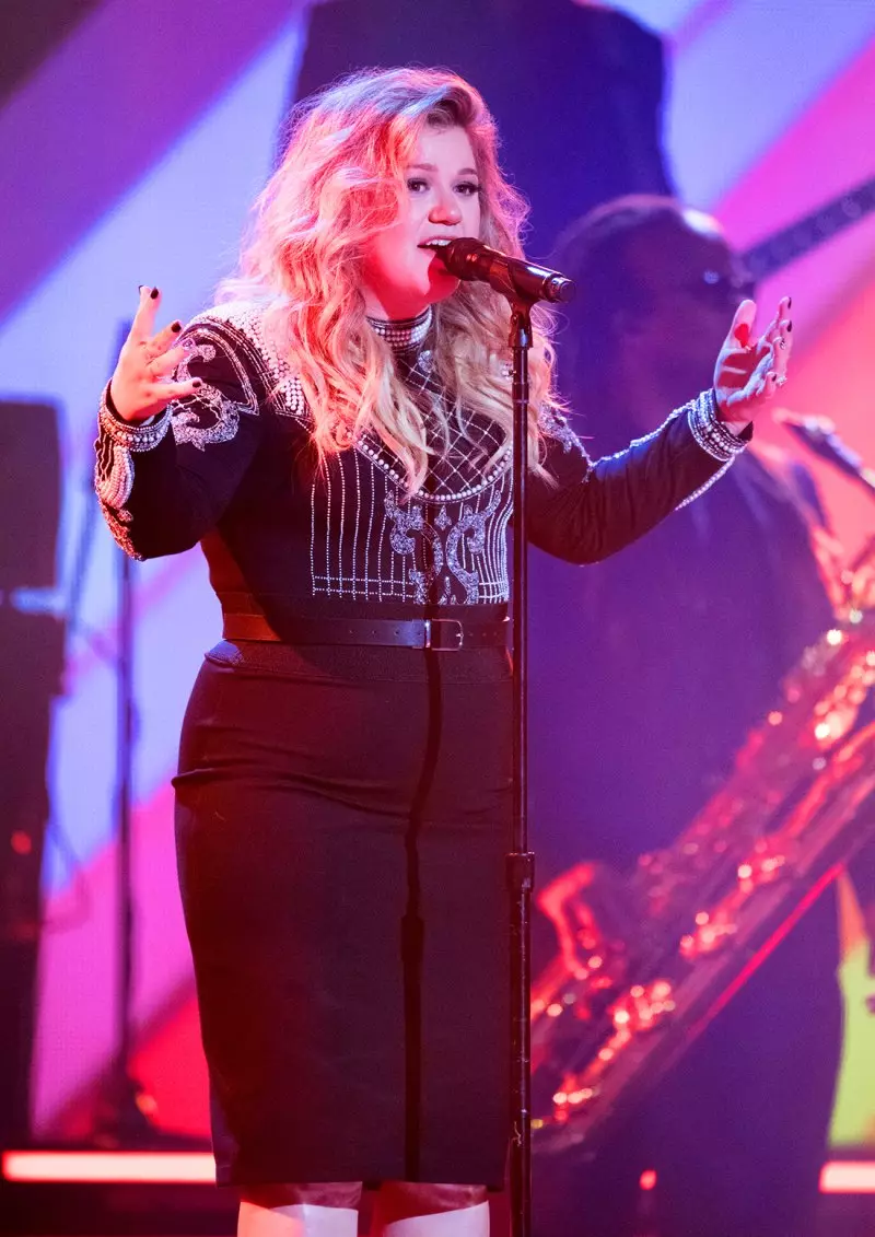 kelly clarkson body transformation