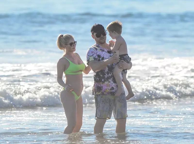 Spencer Pratt, Heidi Montag fényképei Gunner Stone fiával 1