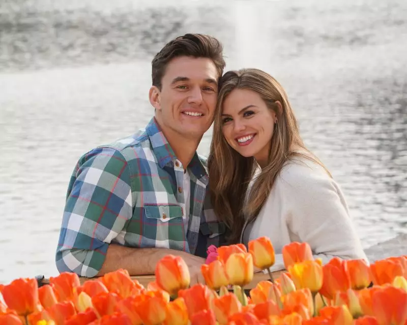 Tyler Cameron na Hannah Brown Bachelorette ụbọchị