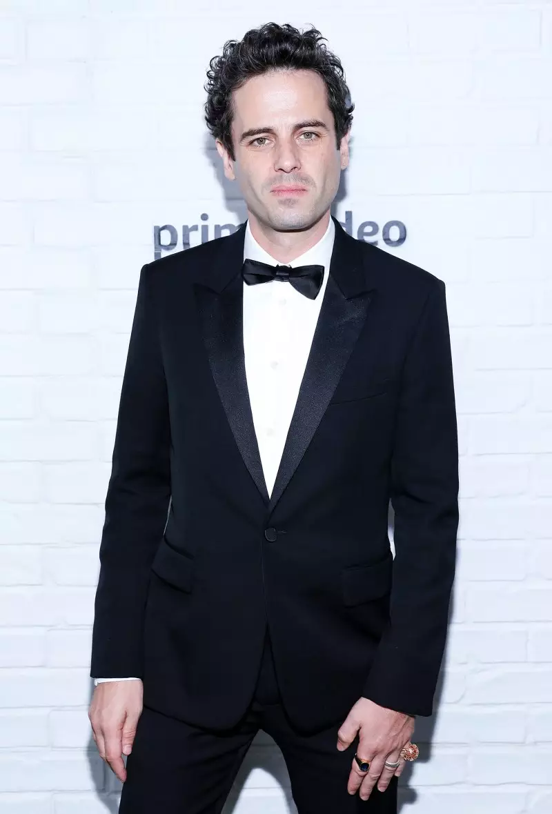 Luke Kirby သည် Marvelous Mrs Maisel Cast ကို IRL နှင့်တူသည်။