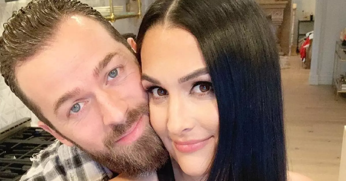 Nikki Bella da a luz, da la bienvenida al bebé número 1 con Artem Chigvintsev