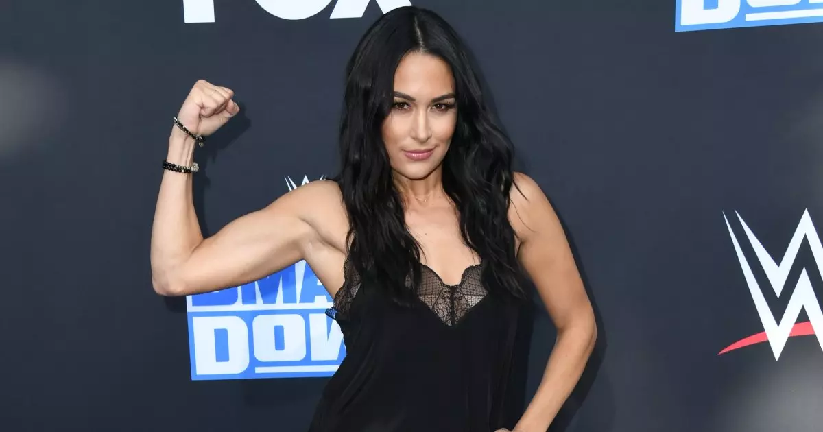 Brie Bella Net Worth: Sidee ayuu Xiddiga 'Total Bellas' Lacagteeda u Sameeyaa?