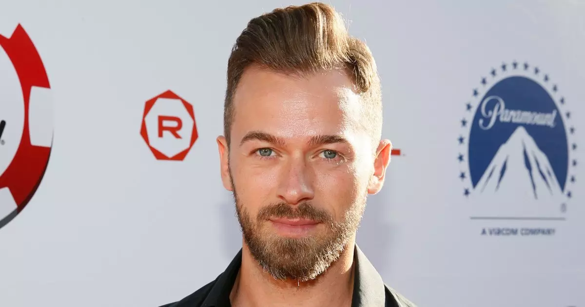 Er Artem Chigvintsev að koma aftur til „Dancing With the Stars“ árið 2020?