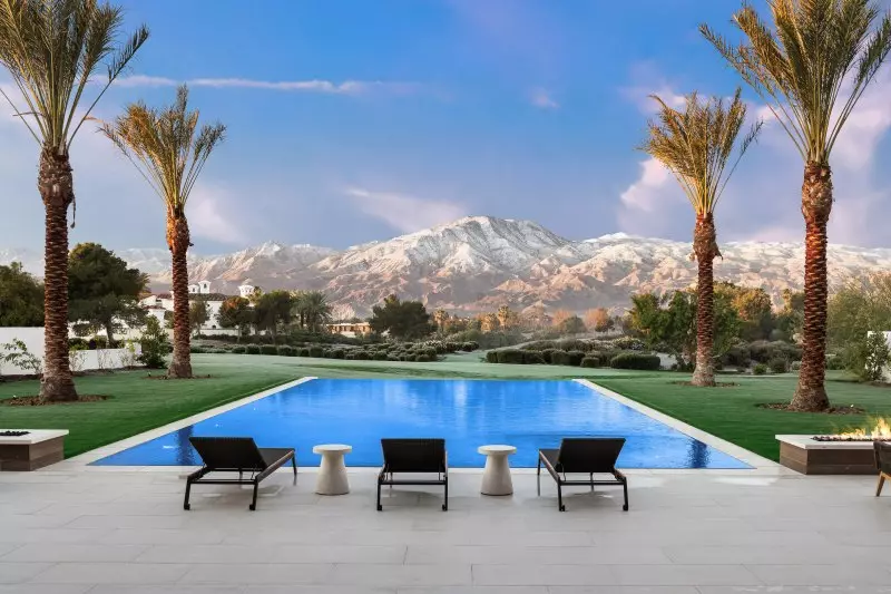 Kourtney Kardashianning Palm Springsdagi uyi juda qimmatga tushadi - sayohat qiling!
