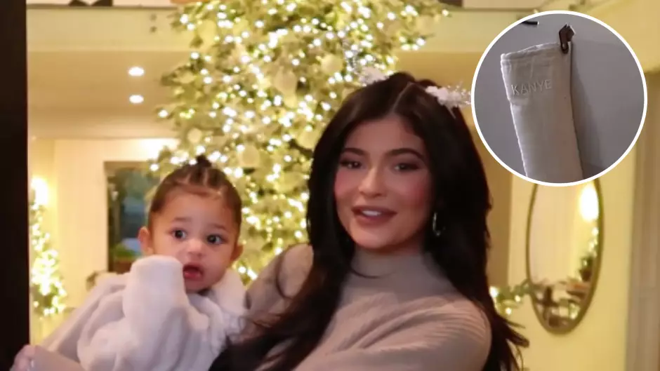 Mga Dekorasyon ng Pasko ng Kardashian Kim, Kourtney, Kylie, Higit pa