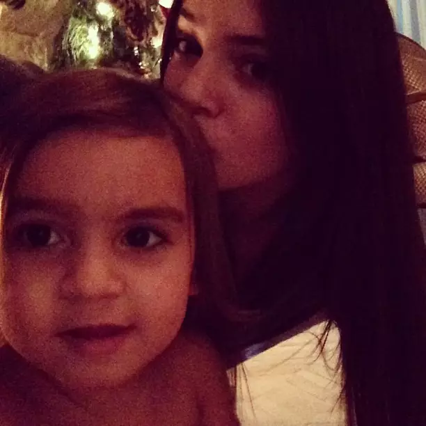 Οι πιο γλυκές φωτογραφίες της Kendall Jenner με τα ανίψια της