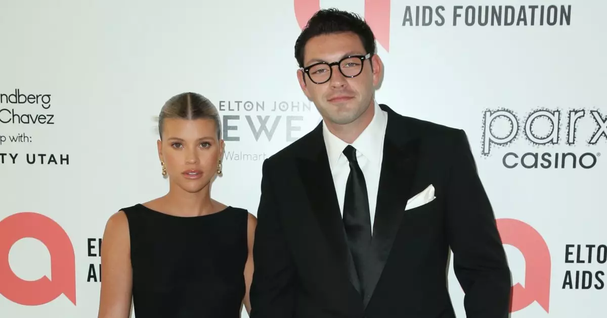 Sofia Richie, Elliot Grainge aktipitas: ring, usulan, Tambih deui