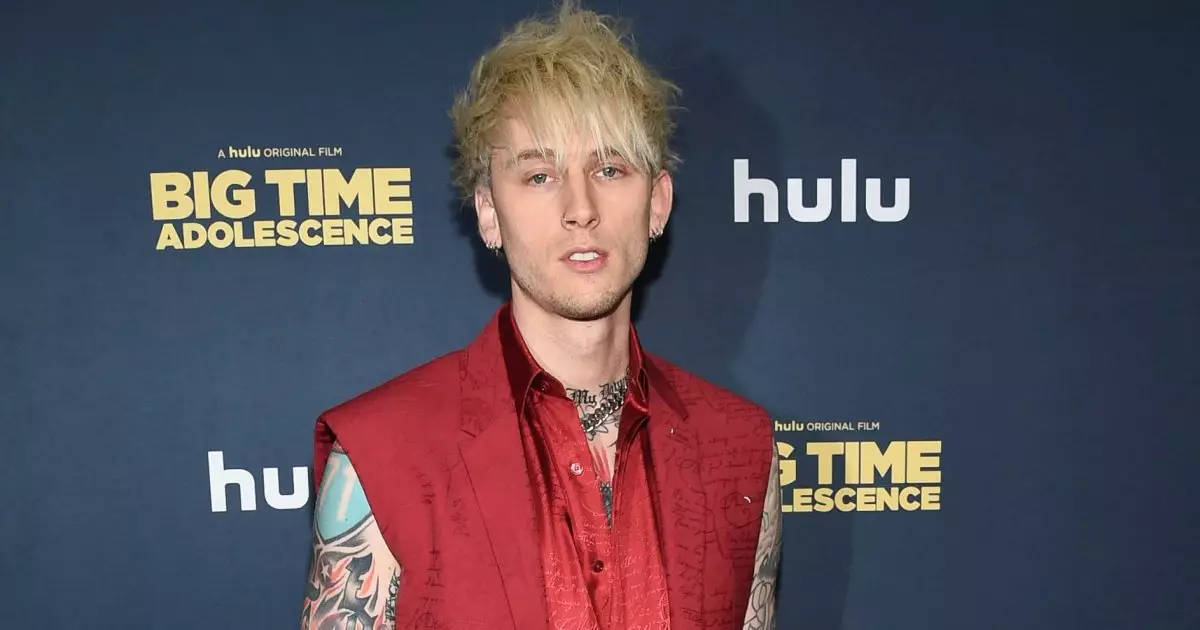 Historia randek Machine Gun Kelly'ego: Lista jego dawnych dziewczyn