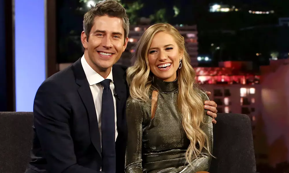 Arie Luyendyk Jr. kaj Lauren Burnham Agordis Oficialan Geedziĝan Daton