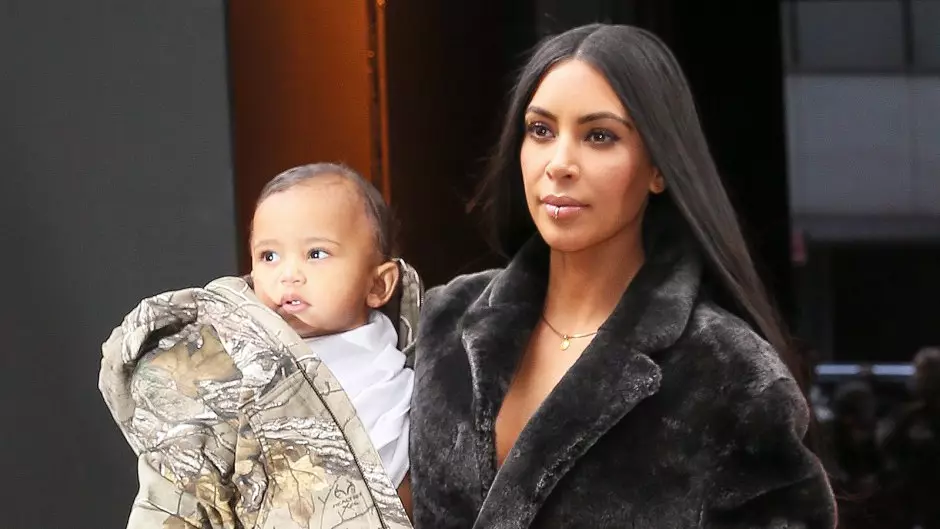 apa kim kardashian jenenge anake rob penggemar duwe teori