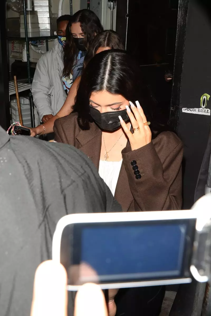 Kylie Jenner, Tyga și iubita lui participă la aceeași petrecere L.A. 1