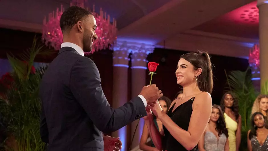 Bachelor Rachael Kirkconnell Drama: pesten, racisme en meer