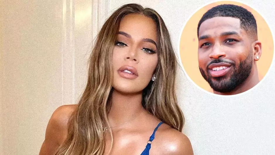 Khloe Kardashian Yana Haɓaka Jita-jita na Haɗin Kai Tare da Babban Zoben Lu'u-lu'u Yayin Fitowa Tare da Tristan