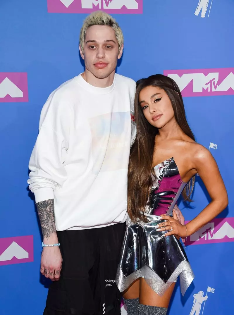 Sự chuyển đổi của Pete Davidson trong những năm qua