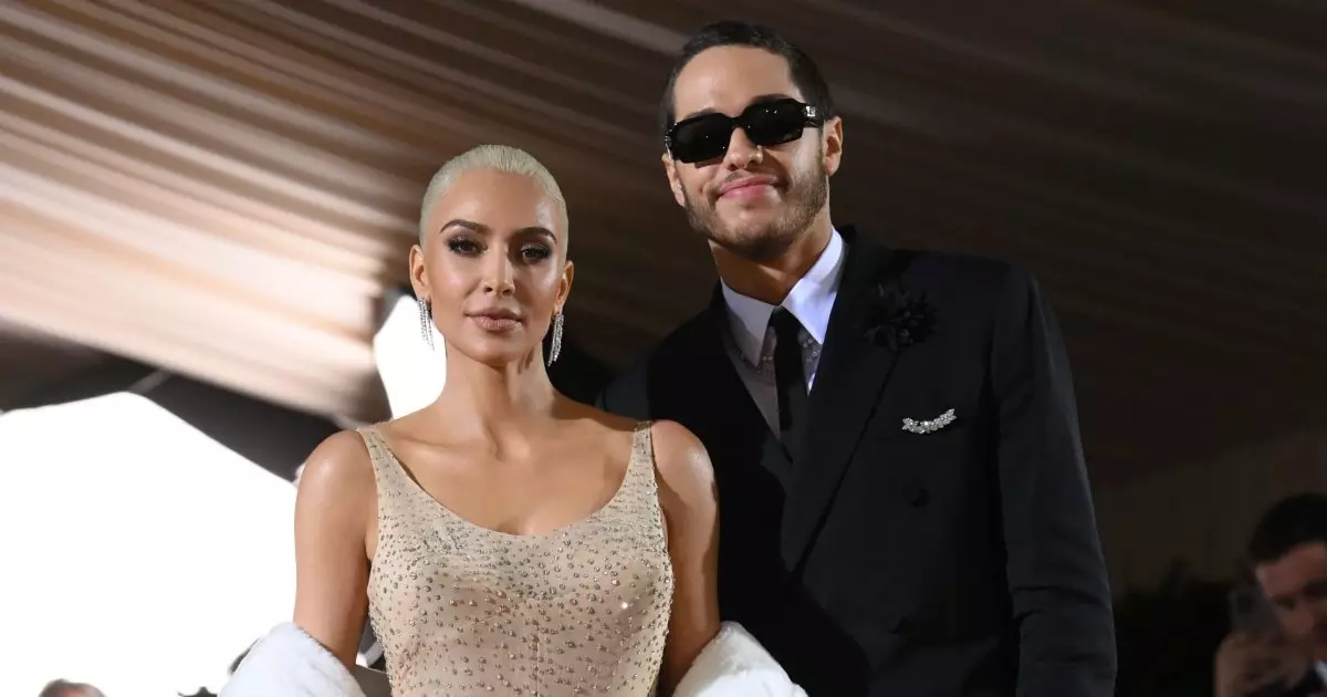 Kim Kardashian, Pete Davidson Kiss: Obrázky intimního okamžiku