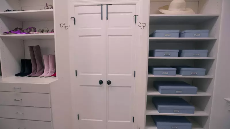 Reese Witherspoon's Closet Makeover on "The Home Edit": ფოტოები 6