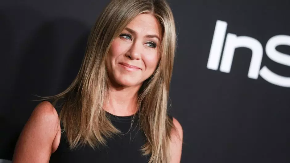 Jennifer Aniston, InStyle Awards, Red Carpet, Smiling, Black Dress