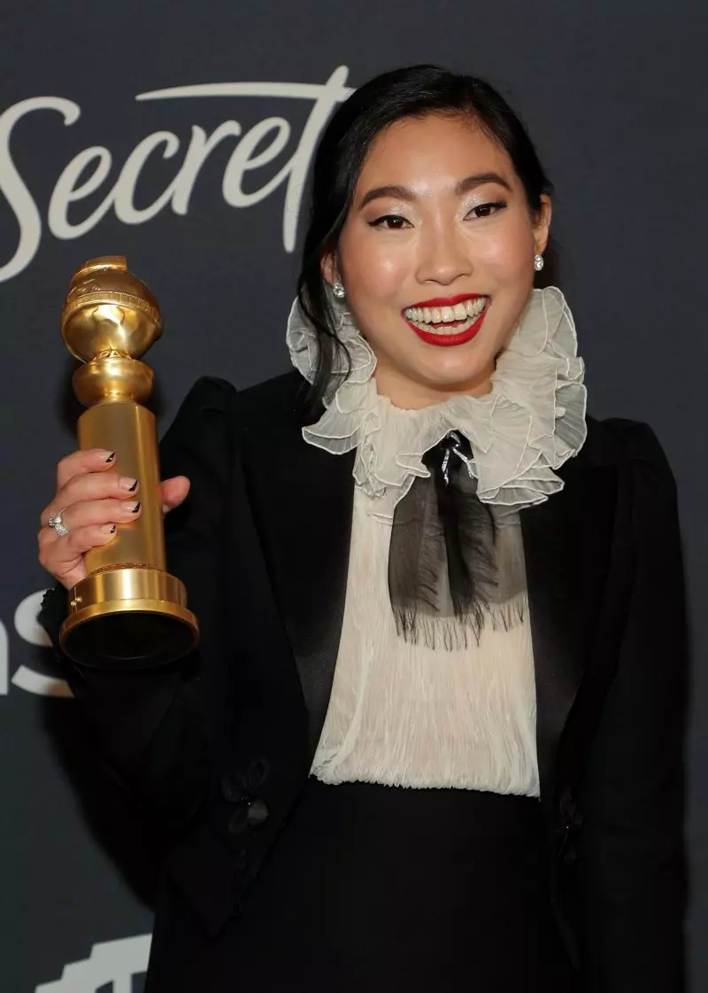 Awkwafina Instyle ئالتۇن شاردىن كېيىنكى يىغىلىش