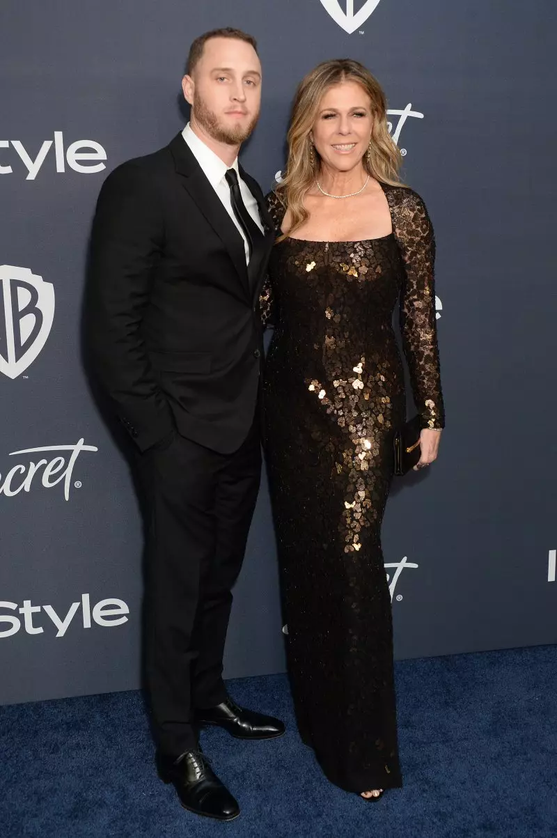 U-Rita Wilson nendodana yakhe u-Instyle Golden Globes After Party