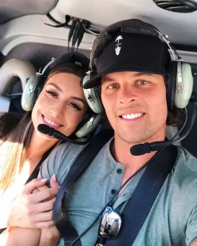 Selfie cu elicopterul Astrid Loch și Kevin Wendt