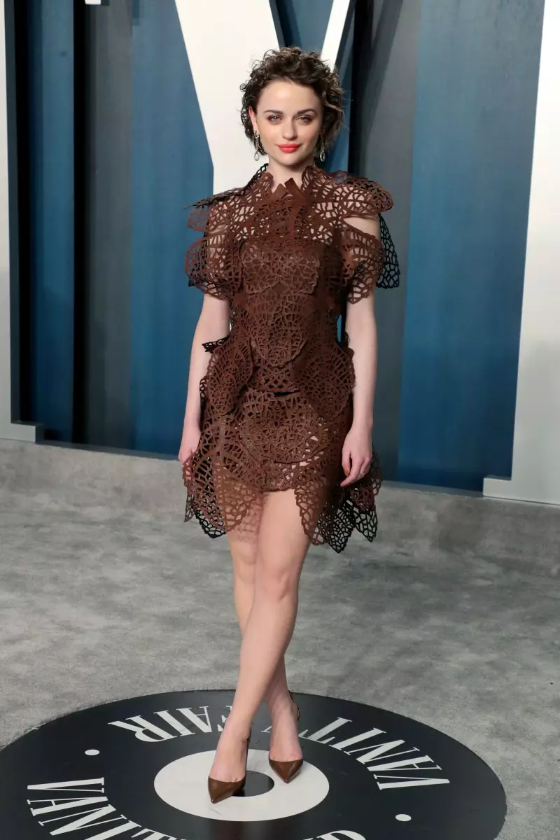 Joey King Vanity Fair Oscar Party, Arive, Los Angeles, USA - 09 fevriye 2020