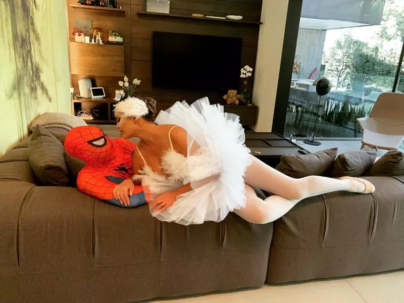 chrissy teigen john légende halloween 2020