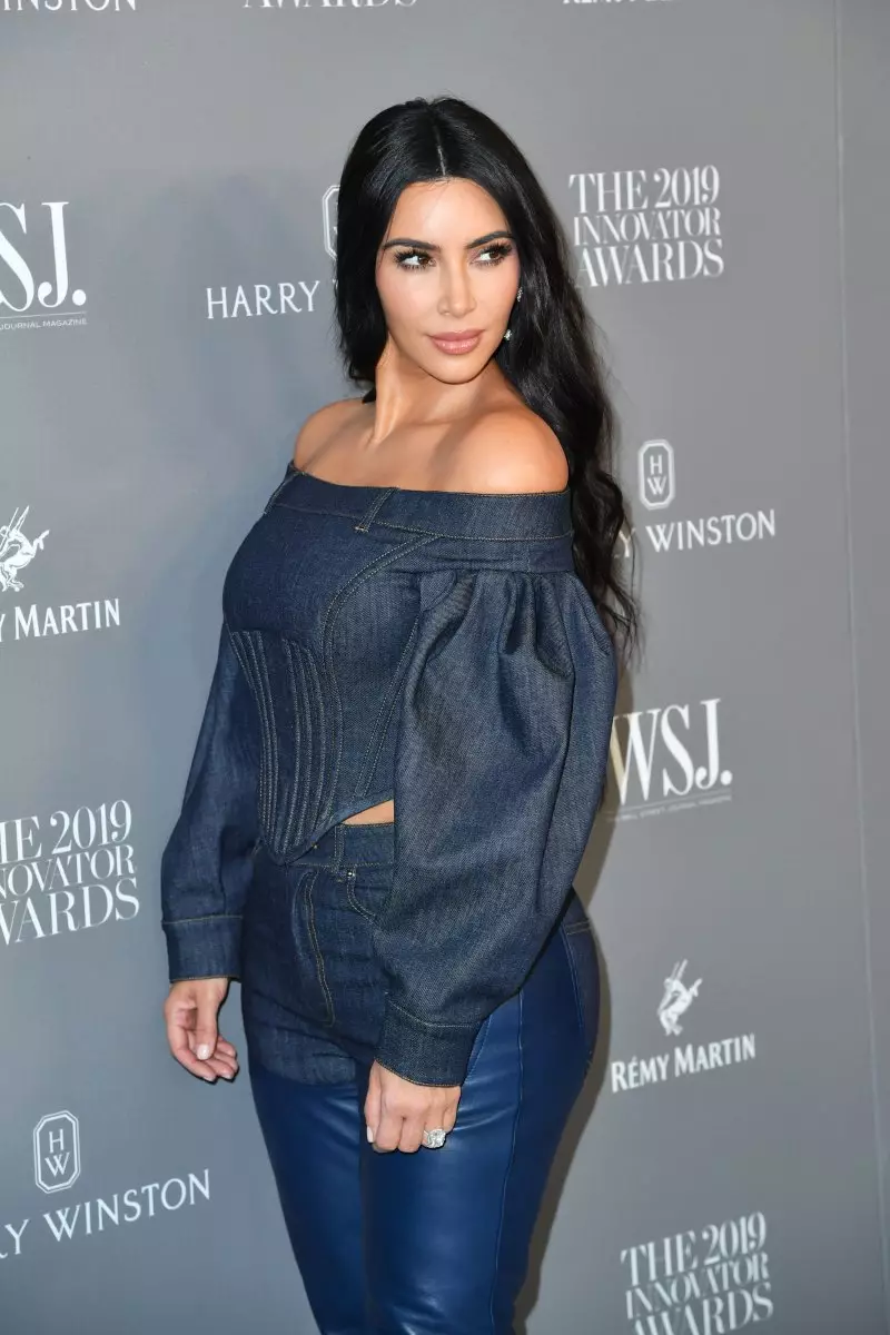 Kim Kardashian verloofring ná Parys-roof