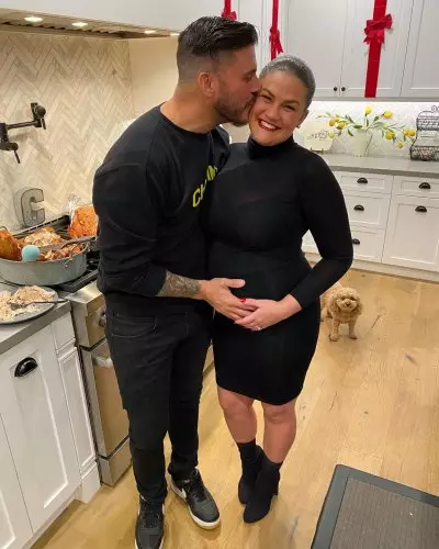 Brittany Cartwright begréisst Puppelchen Nr. 1 mat jax taylor