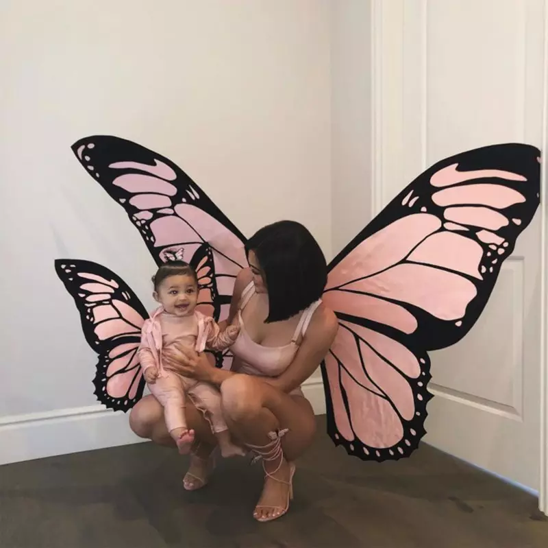 Akanjo Halloween taloha nataon'ny Kardashian Kids