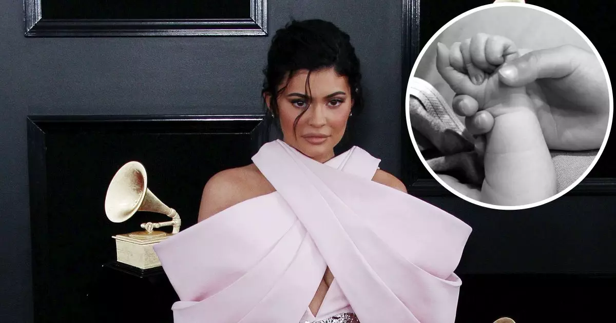 Menene Sabon Sunan Kylie Jenner's Baby? Duba Alamun