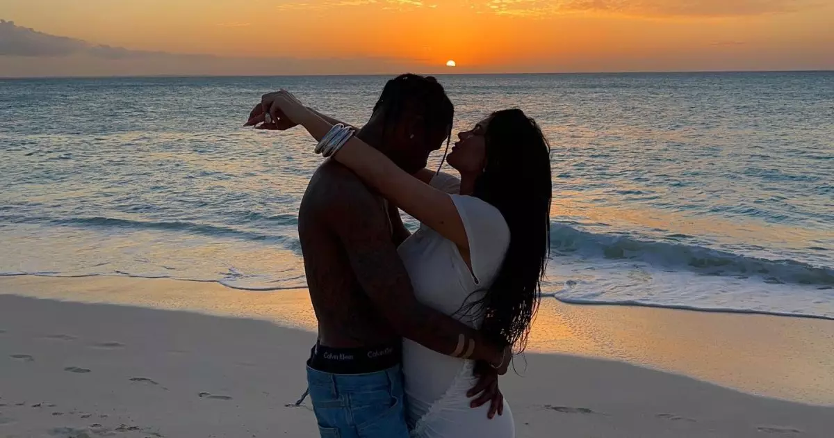 Kylie Jenner, Gwyliau Trofannol Travis Scott: Gweld Lluniau!