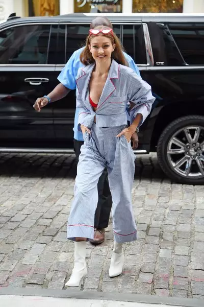 gigi hadid in slaapklere as straatstyl