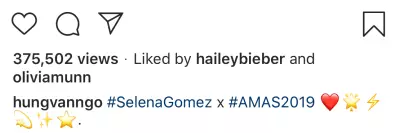 Hailey Bieber Menyukai Foto Glam AMA Selena Gomez