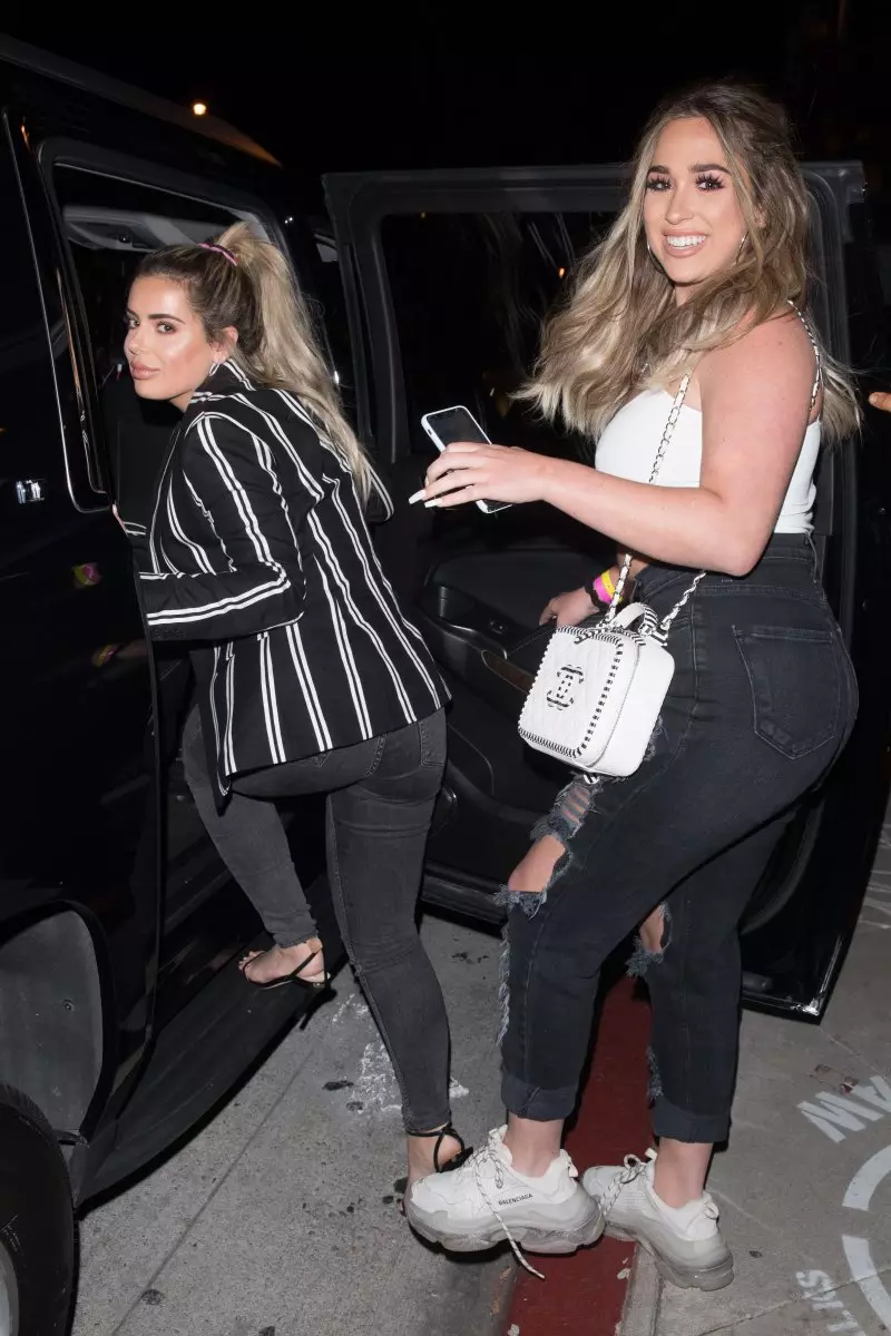 Ariana Biermann ลูกสาวของ Kim Zolciak เติบโตขึ้นบนเรียลลิตี้ทีวี! ดูการเปลี่ยนแปลงของเธอในช่วงหลายปีที่ผ่านมา