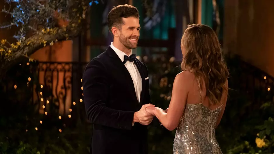 Jed Wyatt møder Bachelorette Hannah Brown på Night One, frustreret over redigering