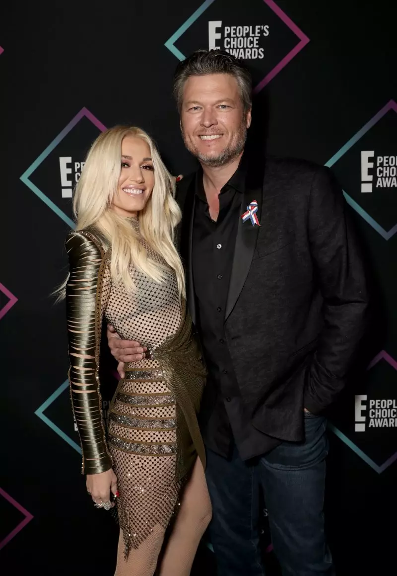 Xelatên Hilbijartinê yên Gel ên Gwen Stefani Blake Shelton