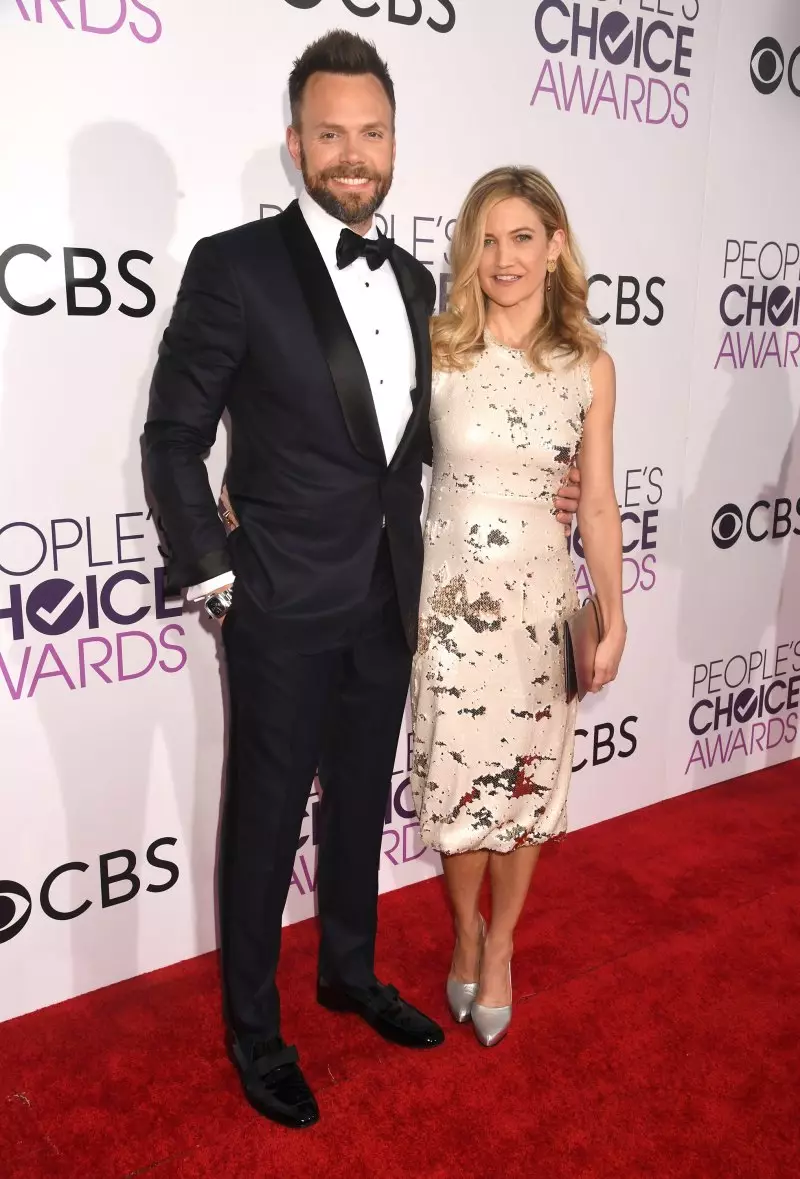 Joel mchale wife Peoples Choice Awards 2017