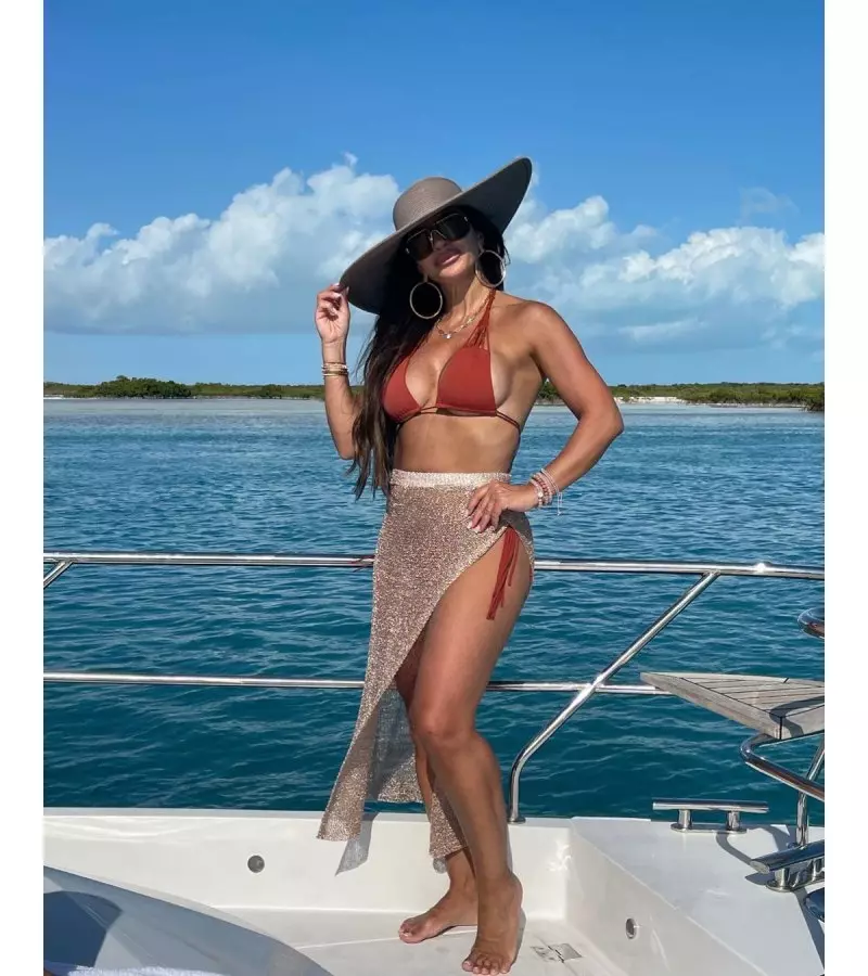 Teresa Giudice Beach