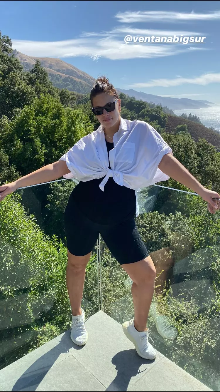 Ashley Graham lan Justin Ervin Babymoon ing Big Sur, California