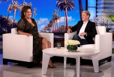 Mjamzito Ashley Graham Afichua Ngono ya Mtoto wa Kwanza Wakati wa 'Ellen'